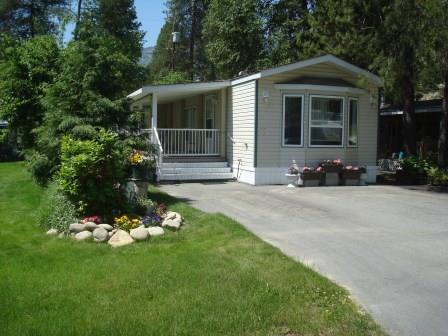 500 16th Ave. Genelle, BC | Vadim Kobasew